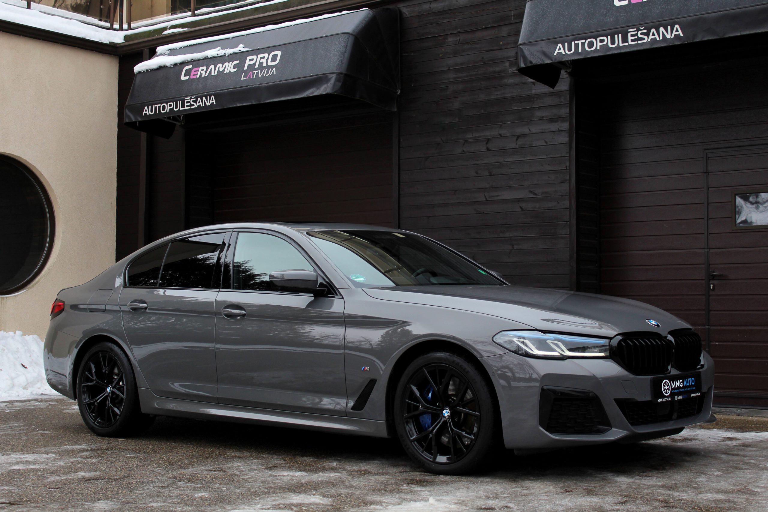 BMW G30 545e xDrive - mngauto